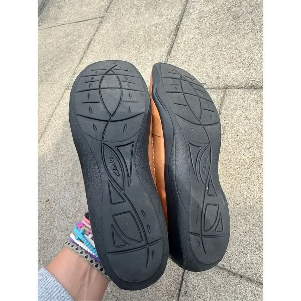 Clarks | Shoes | Clarksartisan Slip On Shoes Womens 75m Brown Leather ...